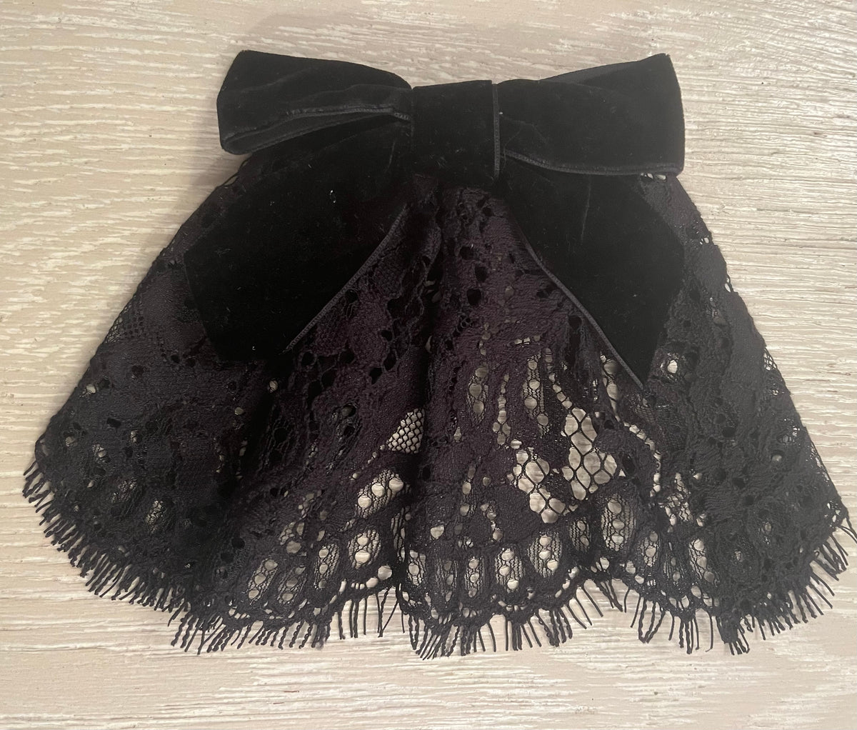 Lace Doily w Velvet Bow – Lev Couture